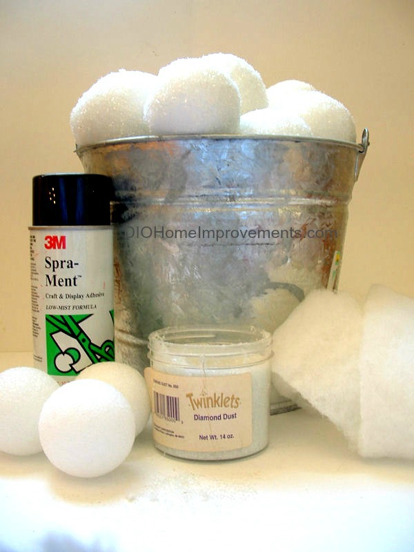 DIY Snowballs - 30 Days of Christmas Tour - DIO Home Improvements