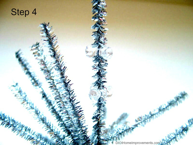 DIY Pipe-cleaner Ornament